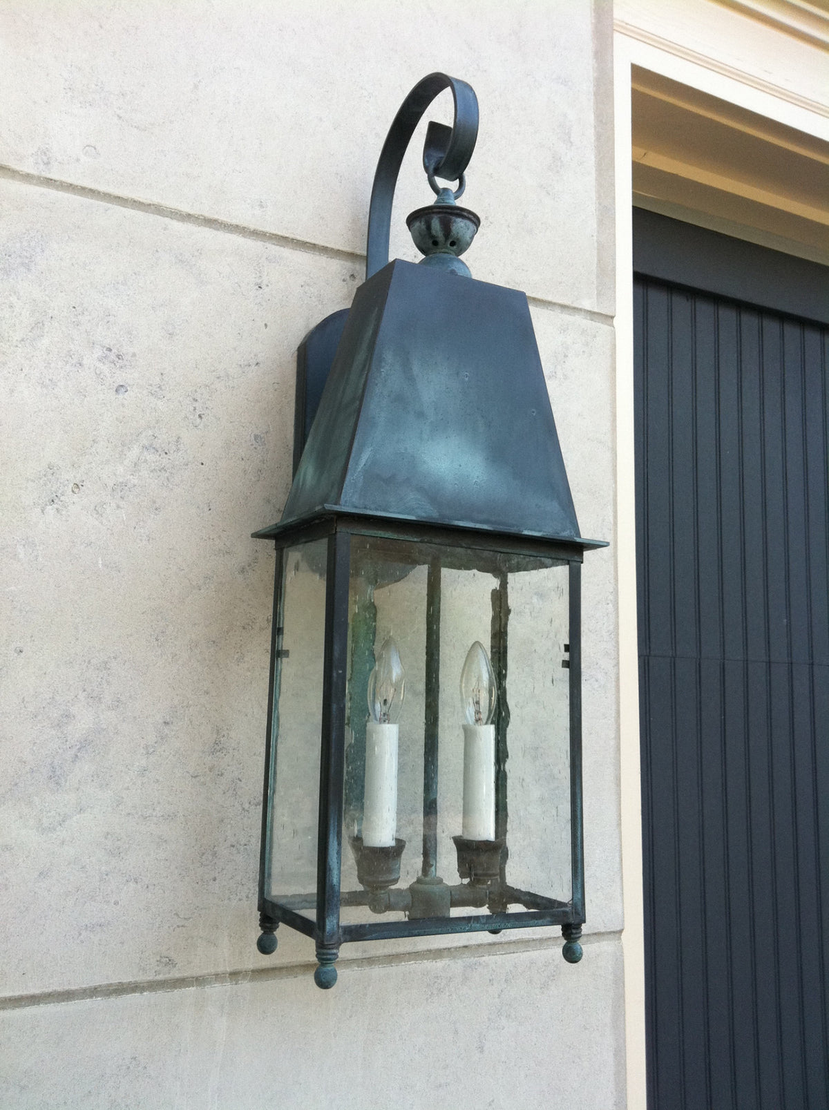 Manor Lantern - Wall Mount– Tower Lighting