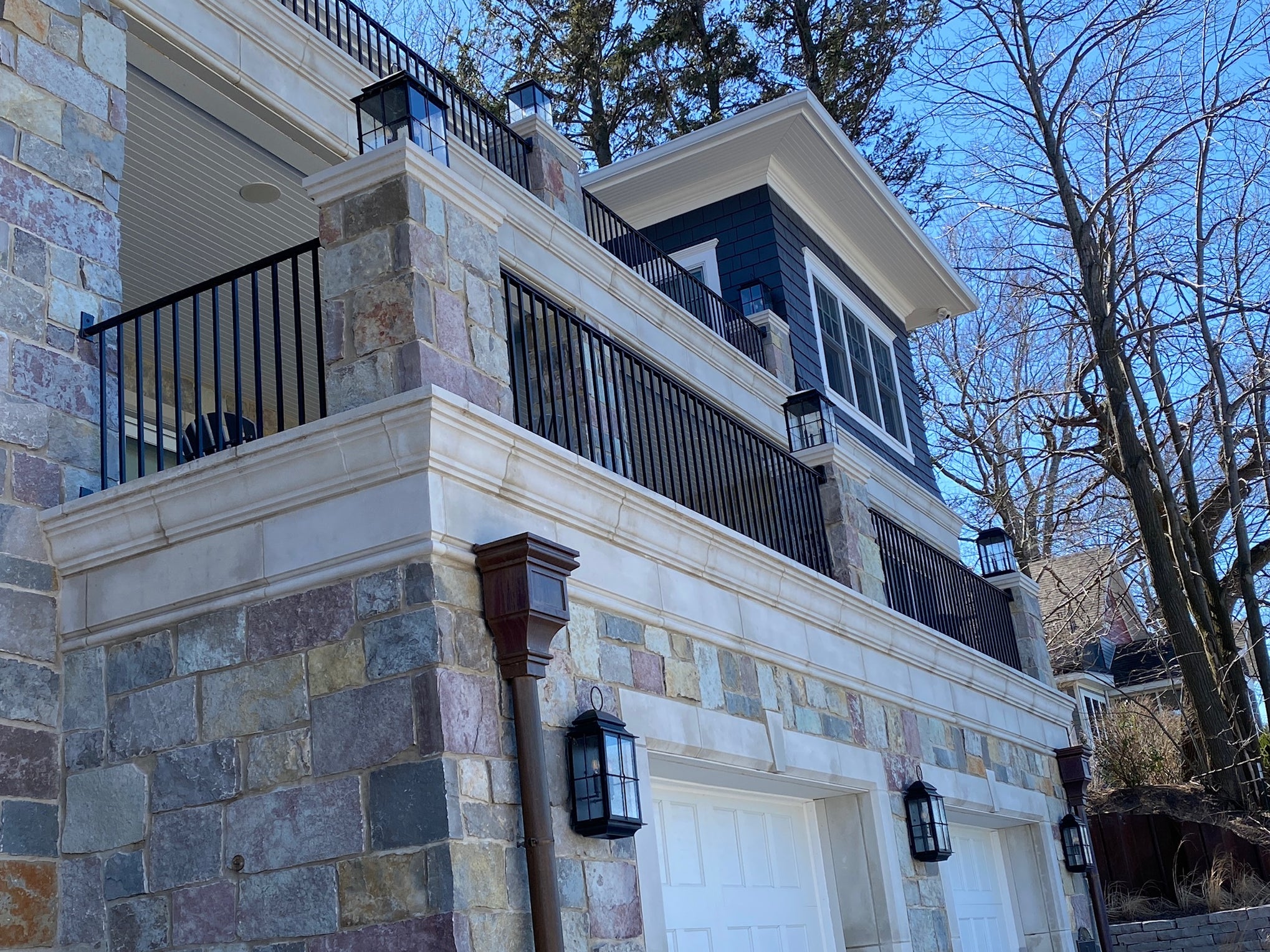 Hampton Lantern - Wall Mount– Tower Lighting